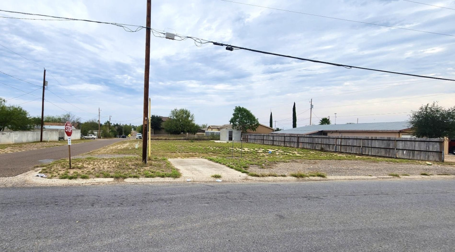 Land – – – – Price $30,000 | Laredo Real Estate Magazine